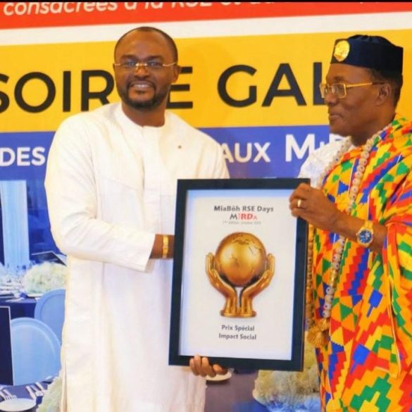 Yas Togo : Une avance de 15 000 FCFA aux abonnés pour payer leur ...